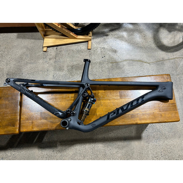 Clearance Bikes + Frames – Tagged "Pivot"– The Path Bike Shop